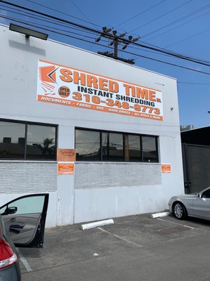 SHRED TIME - Updated May 2025 - 52 Photos & 254 Reviews - 5451 W 104th ...