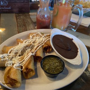 LUNA COCINA - Updated February 2025 - 34 Photos & 26 Reviews - 3109 ...