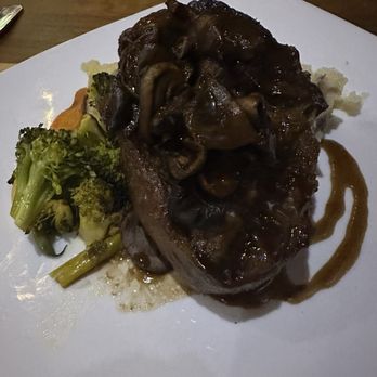 RICARDO’S KITCHEN + BAR - Updated October 2024 - 455 Photos & 784 ...