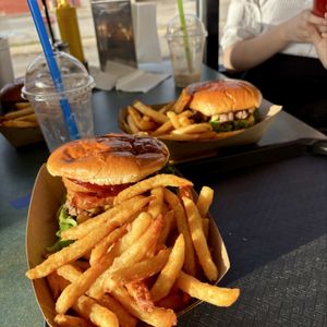 CHICK-FIL-A - Updated August 2025 - 23 Photos - 2525 Tittabawassee Rd ...