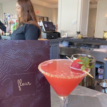 FLEUR PROVIDENCE - Updated January 2025 - 51 Photos & 25 Reviews - 1 W ...