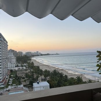 KUMO ROOFTOP - Updated September 2024 - 569 Photos & 299 Reviews - Aire ...