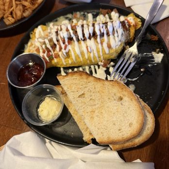 TOAST KITCHEN & BAR DOWNEY - Updated October 2025 - 961 Photos & 772 ...