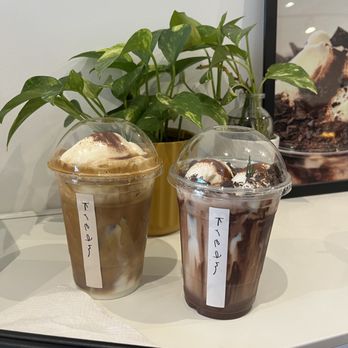 KREAM DESSERT - Updated July 2024 - 83 Photos & 35 Reviews - 526 Yonge ...