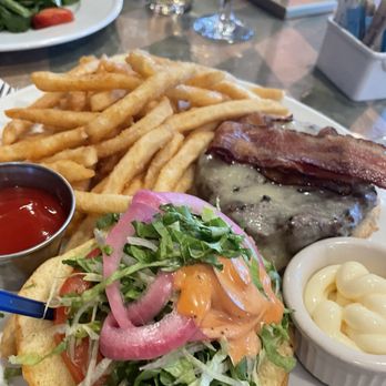 OLD ANGLERS INN - Updated March 2025 - 304 Photos & 601 Reviews - 10801 ...