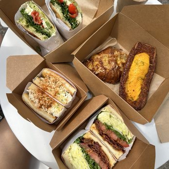 CAFÉ DEAR LEON - Updated September 2024 - 785 Photos & 301 Reviews ...