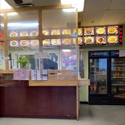 QQ CHINA - Updated September 2024 - 52 Photos & 70 Reviews - 9521A N ...