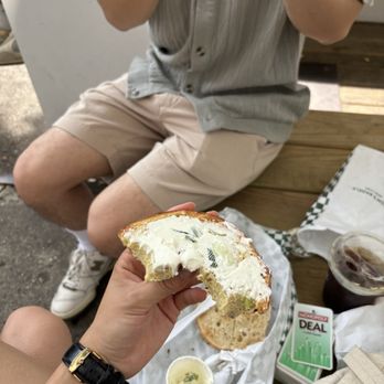 LEON’S BAGELS - Updated July 2024 - 137 Photos & 119 Reviews - 169 ...