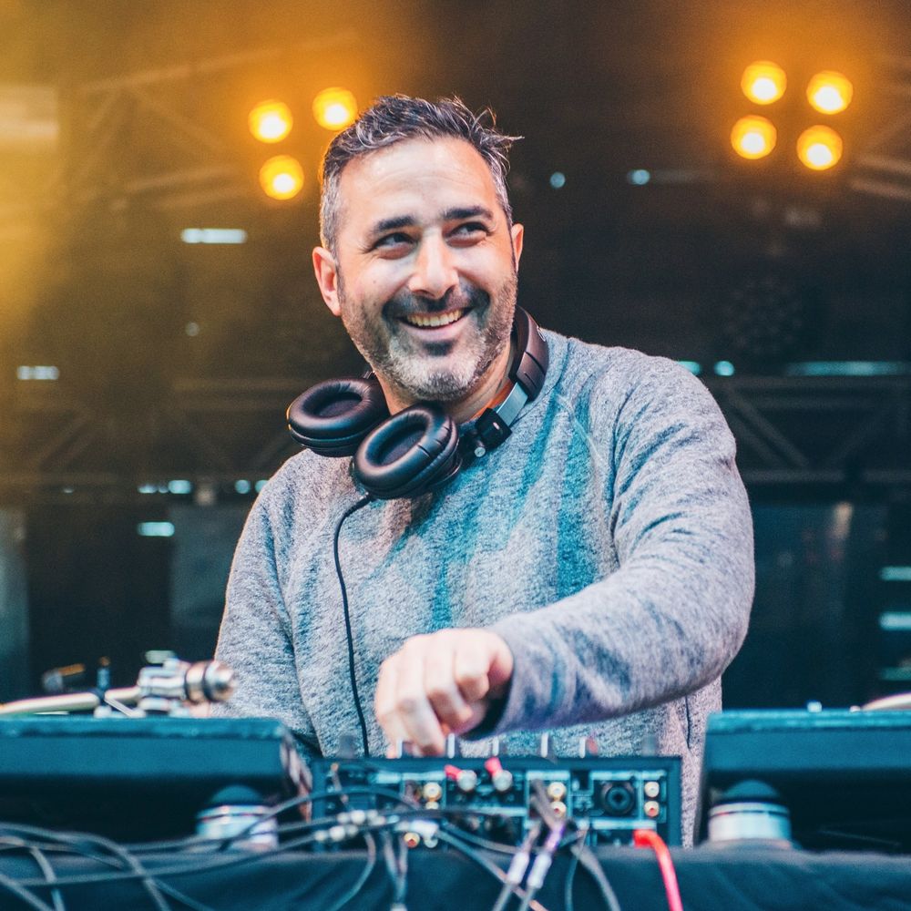 DJ GREAT DANCE MUSIC AND FUN HOST - Updated July 2025 - 1367 Vista ...