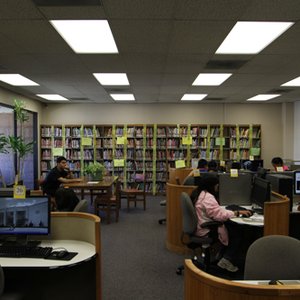 SANTA ANA PUBLIC LIBRARY - CLOSED - Updated January 2025 - 28 Photos ...