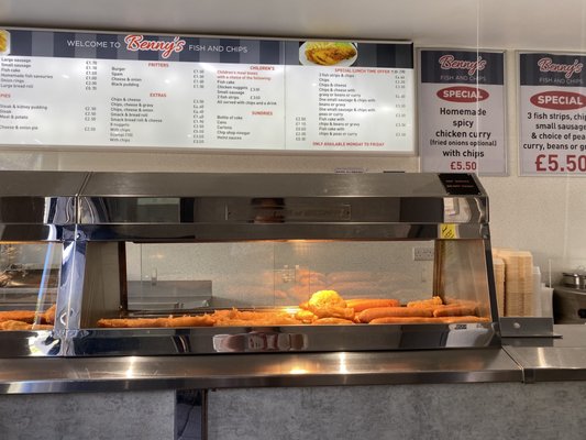 BENNY’S FISH AND CHIPS - Updated September 2025 - 76 Gresty Road, Crewe ...
