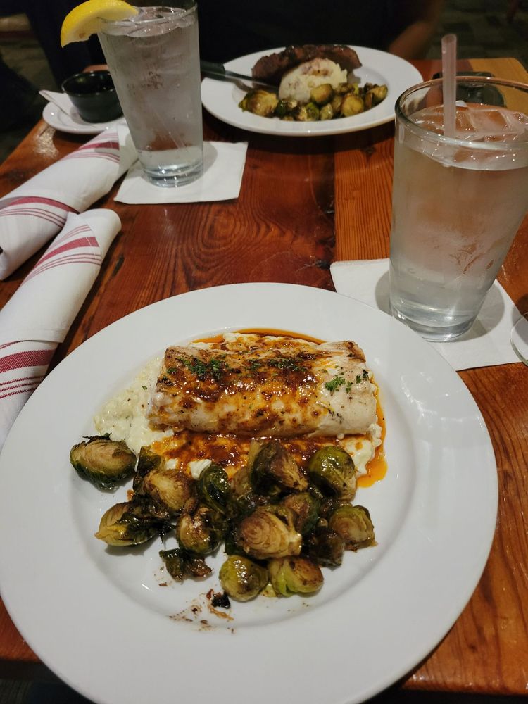 ALE HOUSE 1890 - 160 Photos & 241 Reviews - 149 W Main St, Lancaster ...