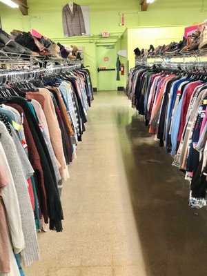 GOODWILL - Updated July 2024 - 30 Photos & 10 Reviews - 1260 Shelby St ...