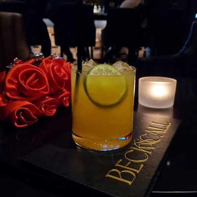 BECK & CALL - 29 Photos & 14 Reviews - Whiskey Bars - 33 Beale St ...