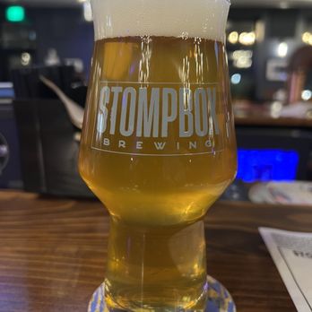 STOMPBOX BREWING - Updated March 2025 - 30 Photos & 24 Reviews - 210 E River Dr, Davenport, Iowa ...