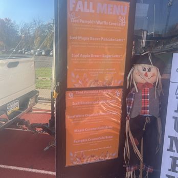 THE ROAMING BEAN - Updated December 2025 - 77 Photos & 29 Reviews ...