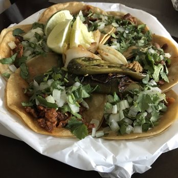 EL POLLO Y EL POLLITO EN LA GRANJA - Updated December 2025 - 62 Photos ...