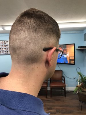 MATTHEW’S BARBER SHOP - 15 Reviews - Barbers - 11120 Monroe Rd ...