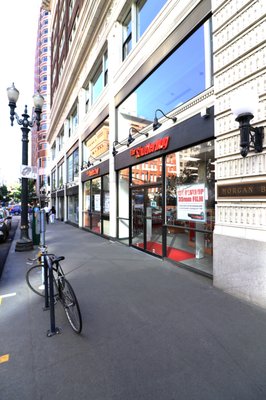 THE SHUTTERBUG - Updated January 2026 - 25 Photos & 107 Reviews - 714 ...