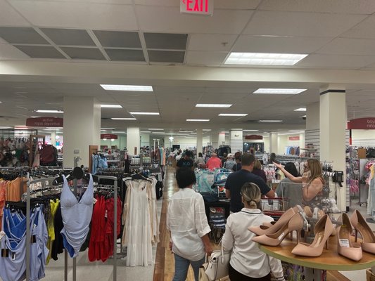 HOME GOODS - Updated January 2025 - 12 Photos & 13 Reviews - 7770 N ...