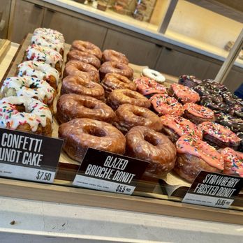 MODERN BREAD AND BAGEL - Updated July 2025 - 174 Photos & 122 Reviews ...