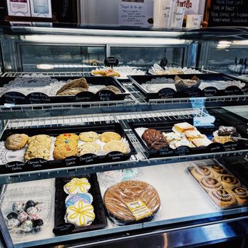 JANTZ BAKERY - Updated June 2024 - 56 Photos & 101 Reviews - 5067 Hwy ...