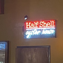 HALF SHELL OYSTER HOUSE - Updated August 2025 - 669 Photos & 594 ...
