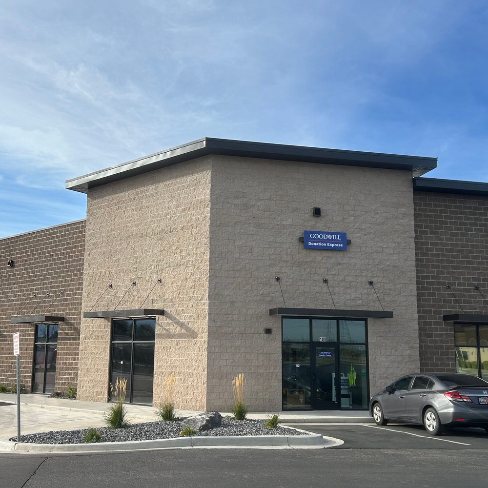 GOODWILL DONATION EXPRESS - Updated September 2025 - 1761 S Bluff Ridge ...