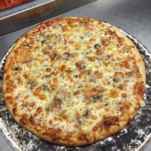 LOUIS’ PIZZERIA - Pizza - 740 1st Street E, Cornwall, ON, Canada ...