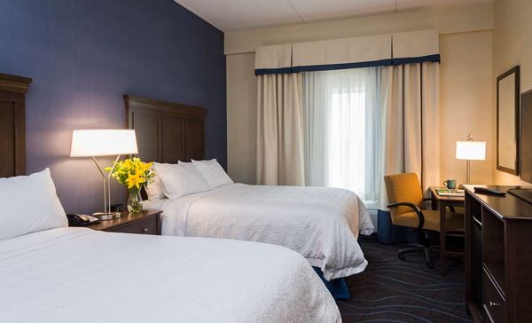 HAMPTON INN BY HILTON OTTAWA AIRPORT - 30 Photos - 2869 Gibford Drive ...