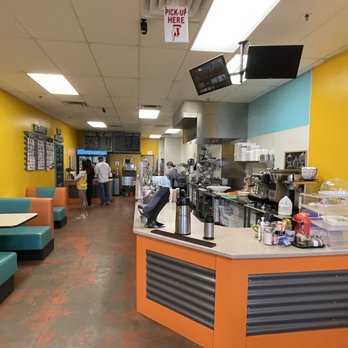 DESERT DONUTS - Updated March 2025 - 411 Photos & 481 Reviews - 3134 W ...