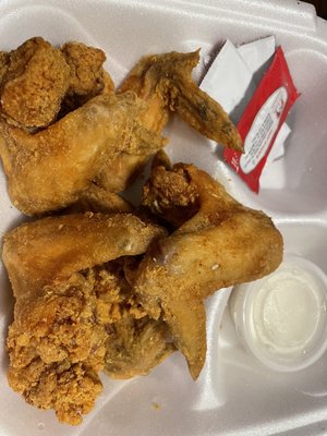 WING-IT - Updated October 2025 - 15 Photos - 1620 Forestdale Pl ...