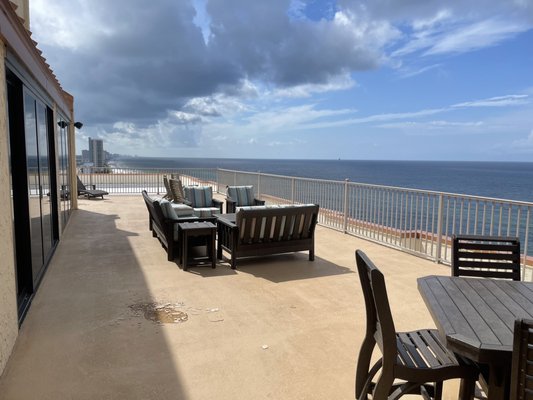 LANDMARK HOLIDAY BEACH RESORT - Updated June 2025 - 41 Photos - 17501 ...
