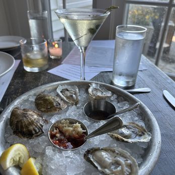 THE CARRIAGE HOUSE - Updated January 2025 - 99 Photos & 120 Reviews ...