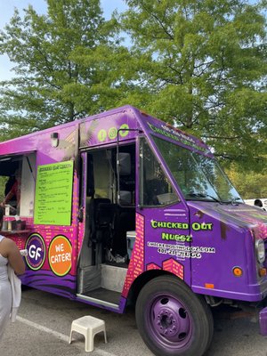 CHICKED OUT NUGGZ - Updated January 2026 - 10 Photos - Warwick, Rhode ...