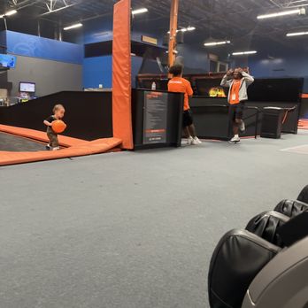 SKY ZONE TRAMPOLINE PARK - Updated December 2025 - 243 Photos & 574 ...
