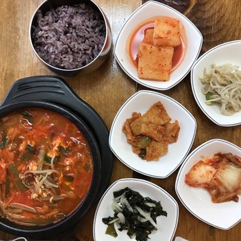 GOMONAE - Updated May 2024 - 84 Photos & 39 Reviews - 11407 Emerald St ...