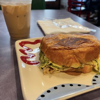 CAFE LUCIA - Updated October 2025 - 196 Photos & 229 Reviews - 57 ...