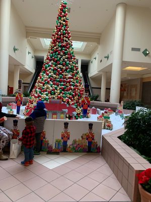 THE MALL AT GREECE RIDGE - Updated December 2024 - 88 Photos & 41 ...