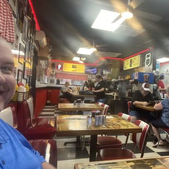 SID’S DINER - Updated September 2024 - 448 Photos & 309 Reviews - 300 S ...