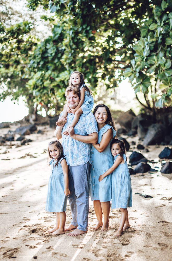 HANALEI FAMILY PHOTO - 12 Photos - Hanalei, HI - Yelp