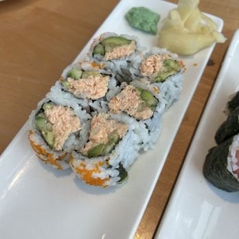 MOMIJI SLU - Updated May 2024 - 453 Photos & 183 Reviews - 731 Bell St ...