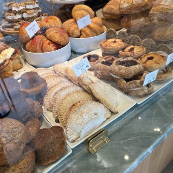MACRINA BAKERY - Updated December 2025 - 68 Photos & 23 Reviews - 3051 ...
