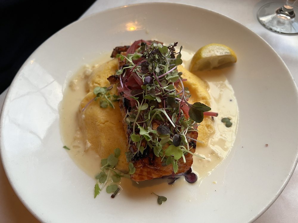 PRIMO PLATES & POURS - Updated September 2025 - 120 Photos & 128 ...