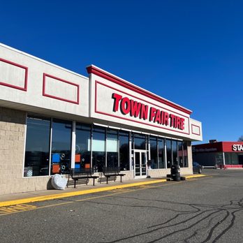 TOWN FAIR TIRE - Updated January 2026 - 26 Photos & 43 Reviews - 1127 ...