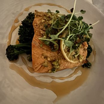 THE COTTAGE - Updated September 2025 - 921 Photos & 743 Reviews - 10029 ...