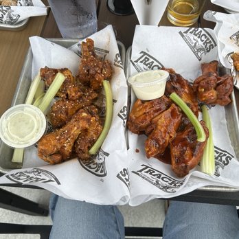 TRACKS LOUNGE - Updated December 2025 - 26 Photos & 20 Reviews - 181st ...