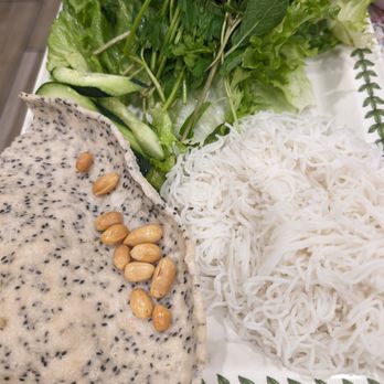 COM TAM KIEU - Updated June 2024 - 1025 Photos & 357 Reviews - 633 S ...