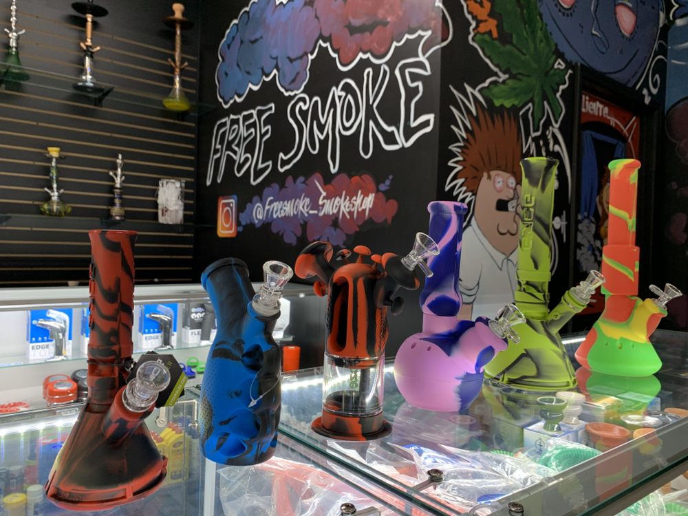 FREE SMOKE VAPE AND SMOKE SHOP - Updated May 2025 - 33 Photos - 5476 ...