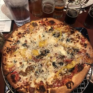 PICASSO’S PIZZERIA - 144 Photos & 255 Reviews - 621 W Douglas Ave ...